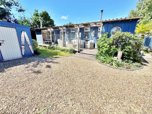 3 bedroom chalet for sale