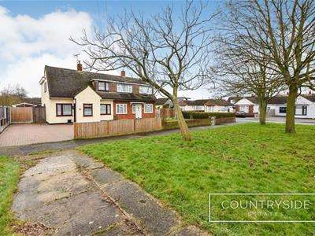 3 Bedroom Chalet House