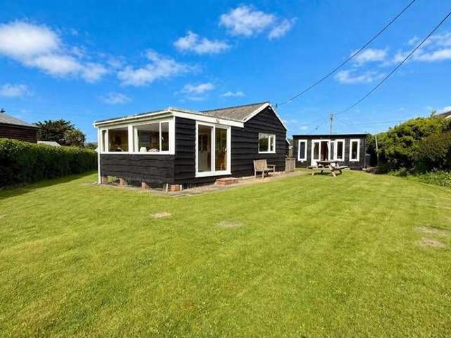 3 Bedroom Chalet House