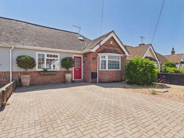 3 Bedroom Chalet House
