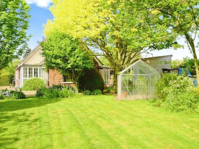 3 Bedroom Chalet House