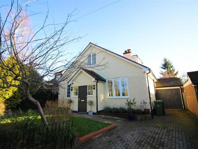 3 bedroom chalet to rent