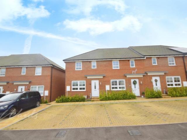 3 bedroom chalet to rent