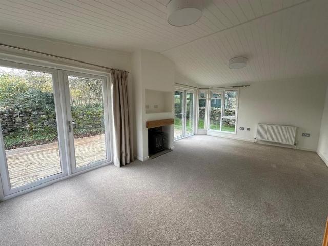 3 bedroom chalet to rent