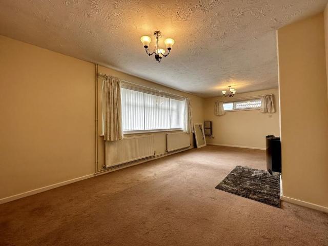 3 bedroom chalet to rent