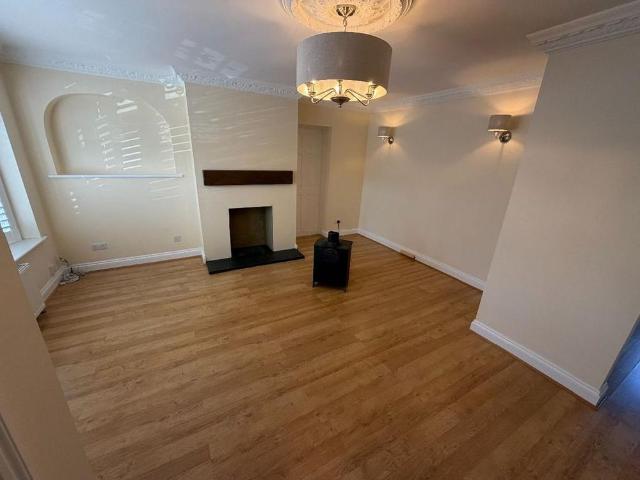 3 bedroom chalet to rent