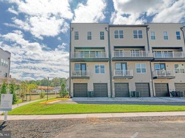 3 bedroom, Chantilly VA 20151 103627295