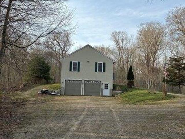 3 bedroom, Chaplin CT 06235 LS102729445