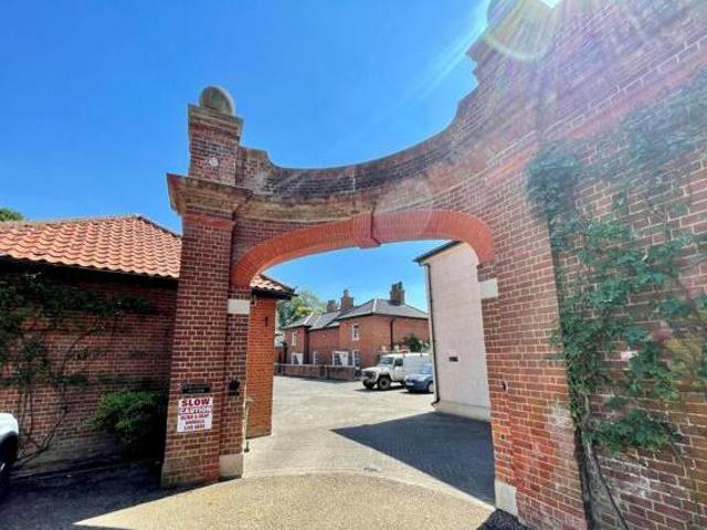 3 Bedroom Character Property For Rent In Didlington