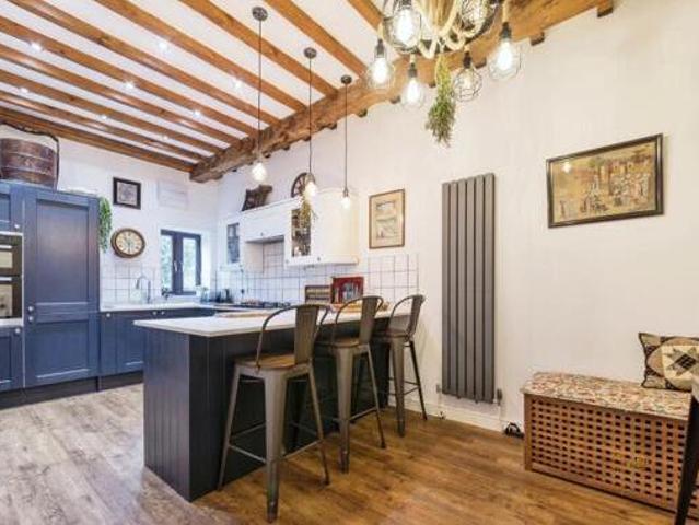 3 Bedroom Character Property For Sale In Collingham, Newark
