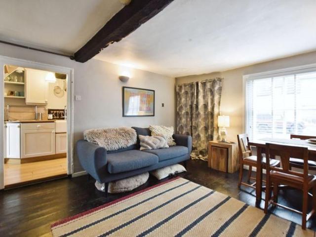 3 bedroom character property to rent