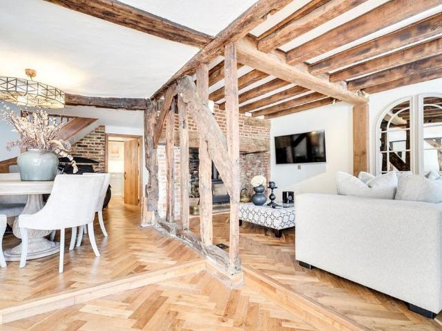 3 bedroom character property to rent