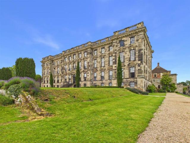 3 bedroom character property to rent