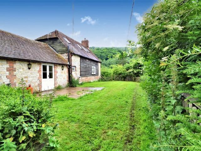 3 bedroom character property to rent