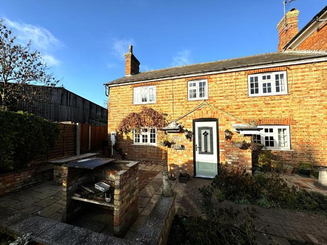 3 bedroom character property to rent