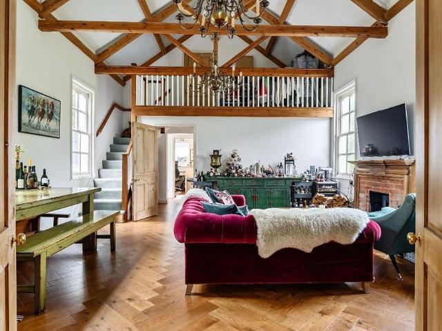 3 bedroom character property to rent