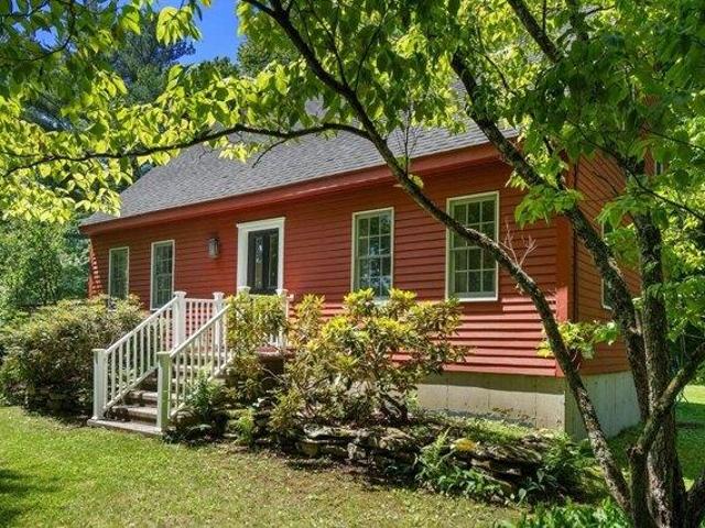 3 bedroom, Charlton MA 01507 104330547