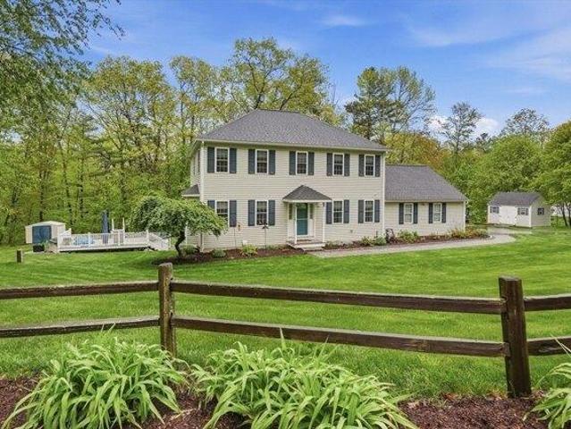 3 bedroom, Charlton MA 01507 102670106