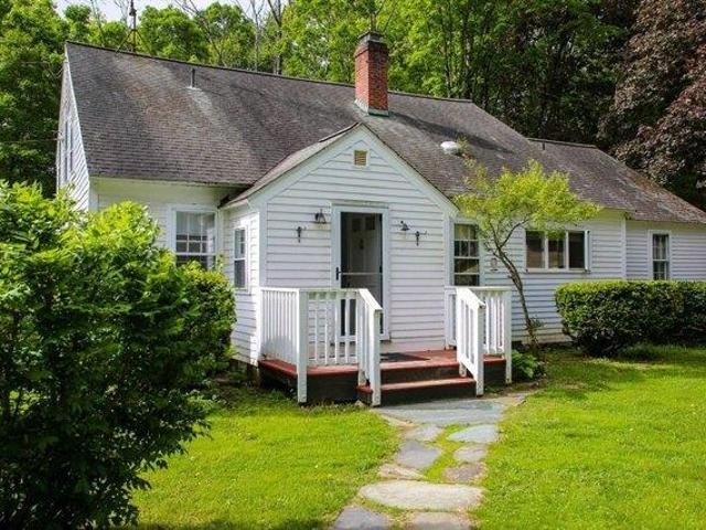 3 bedroom, Charlemont MA 01339 102211521