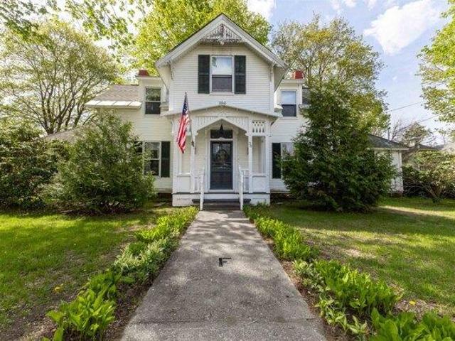 3 bedroom, Charlestown NH 03603 104116445