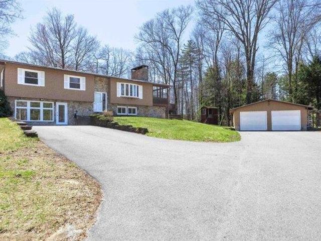 3 bedroom, Charlestown NH 03603 102633632
