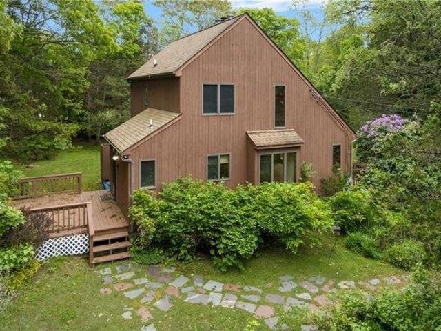 3 bedroom, Charlestown RI 02813 103073129