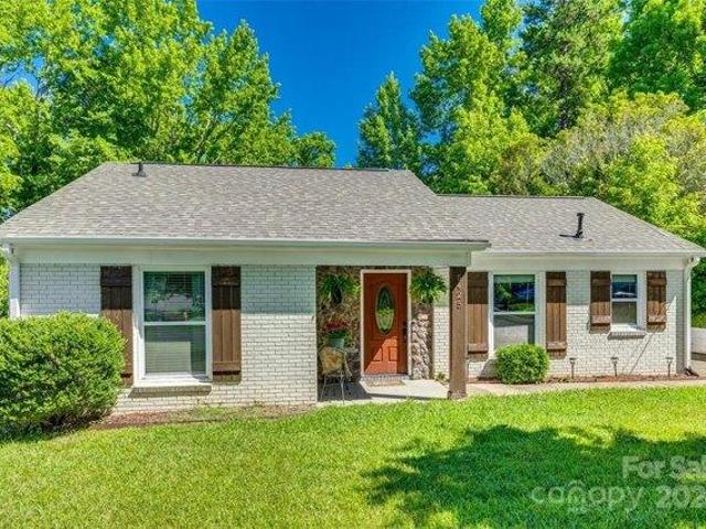 3 bedroom, Charlotte NC 28216 LS88247156
