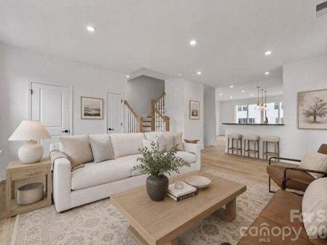 3 bedroom, Charlotte NC 28278 104907686
