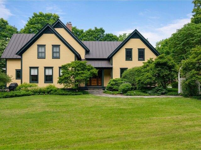 3 bedroom, Charlotte VT 05445 104757630