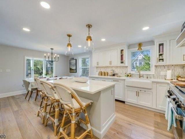 3 bedroom, Chatham NJ 07928 LS102476406