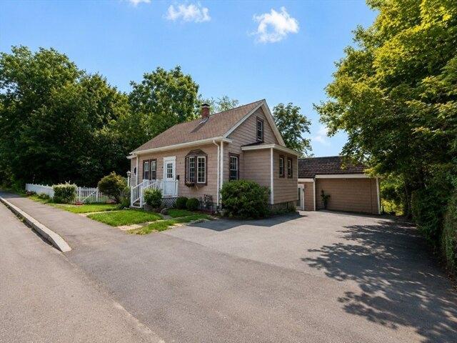 3 bedroom, Chelmsford MA 01863 105114746