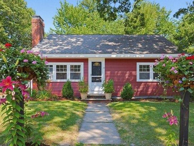 3 bedroom, Chelmsford MA 01863 105124001