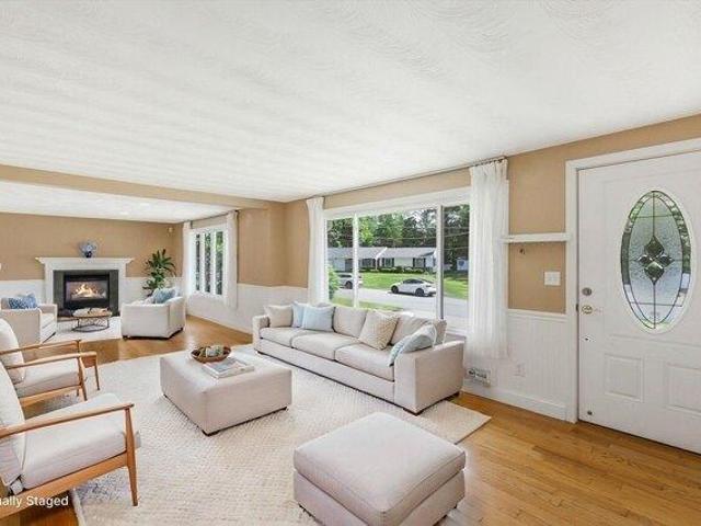 3 bedroom, Chelmsford MA 01824 102922412