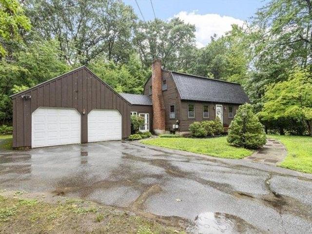 3 bedroom, Chelmsford MA 01824 105059231