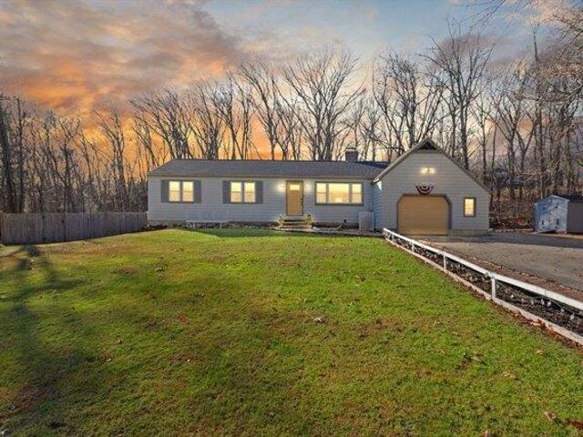 3 bedroom, Chelmsford MA 01824 LS102922277