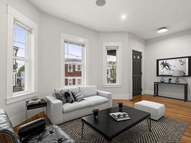 3 bedroom, Chelsea MA 02150 104604284