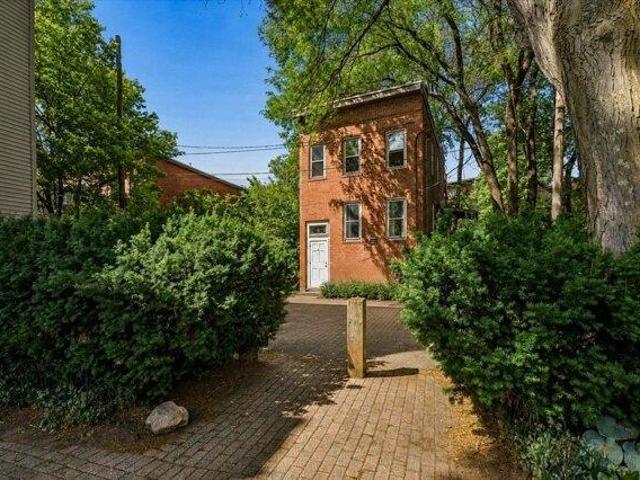 3 bedroom, Chelsea MA 02150 104788730