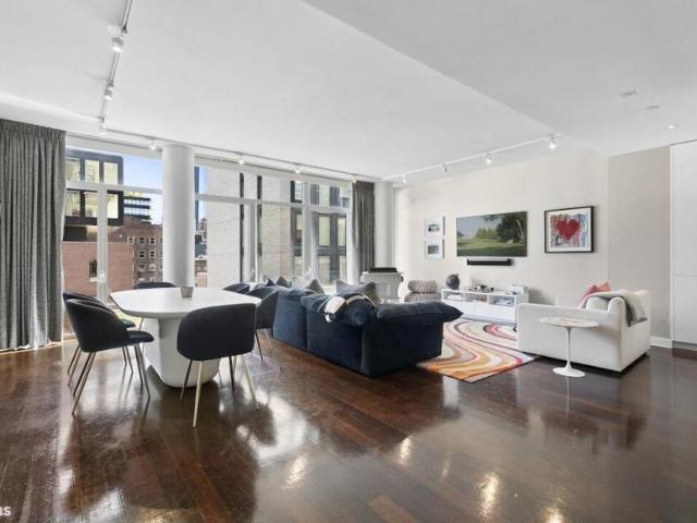 3 bedroom, Chelsea NY 96814978
