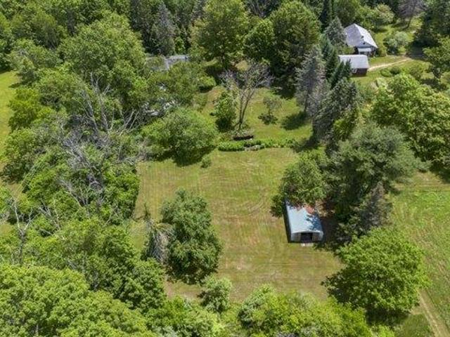 3 bedroom, Cheshire MA 01225 104811954