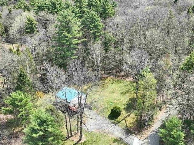 3 bedroom, Chesterfield NH 03462 102478768