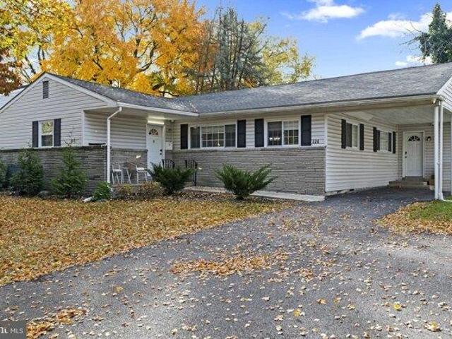 3 bedroom, Cherry Hill NJ 08003 LS101857084