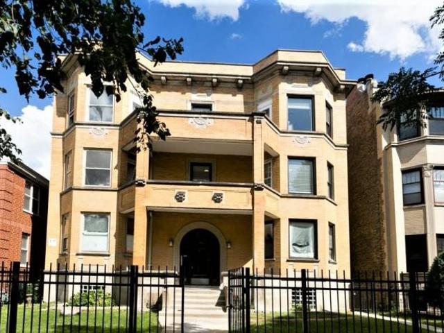 3 bedroom, Chicago IL 60640 31508465