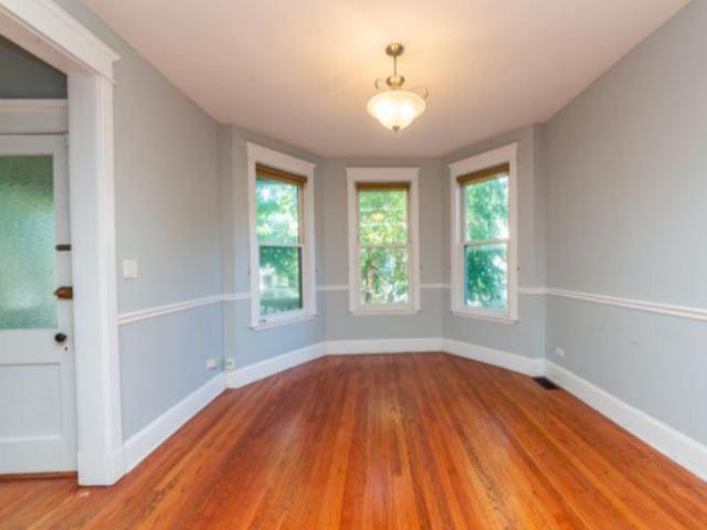 3 bedroom, Chicago IL 60657 44773632