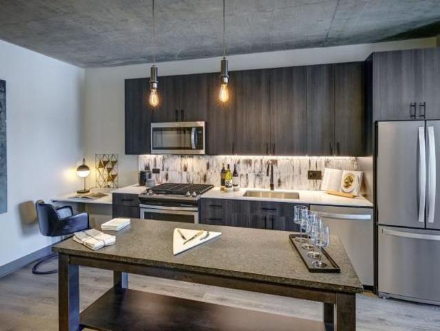 3 bedroom, Chicago IL 60607 30106331