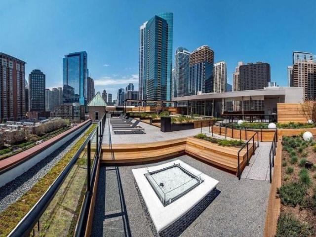 3 bedroom, Chicago IL 60611 32845692