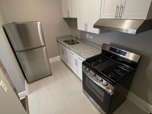 3 bedroom, Chicago IL 60628 LS103117237