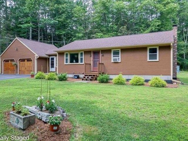 3 bedroom, Chichester NH 03258 105080073