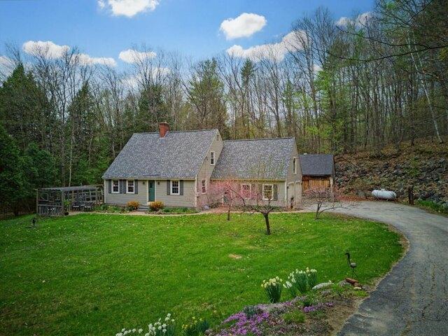 3 bedroom, Chichester NH 03258 LS102800621