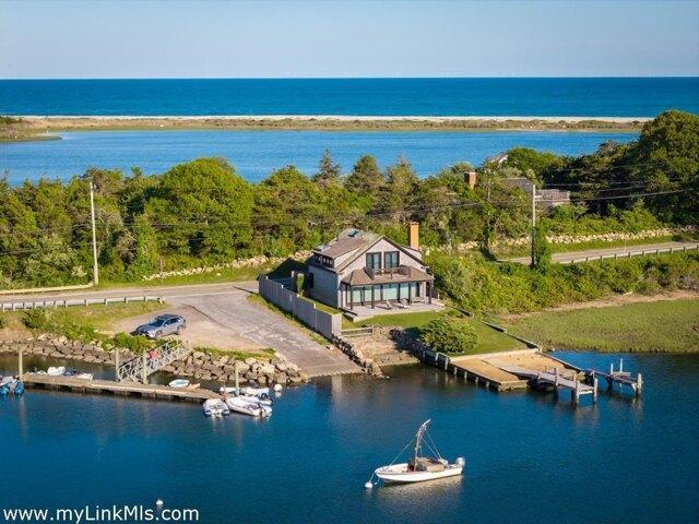 3 bedroom, Chilmark MA 02535 104605730