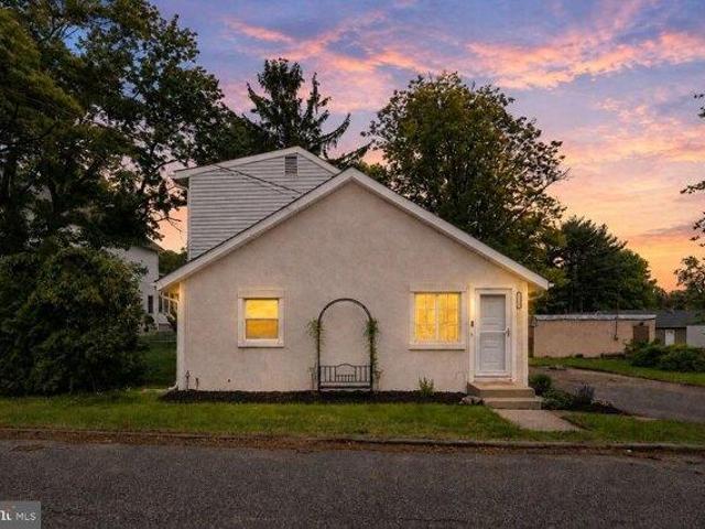 3 bedroom, Cinnaminson NJ 08077 102564124